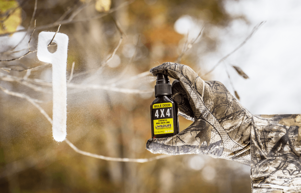4 X 4®Mule Deer Lure | Wildlife.com